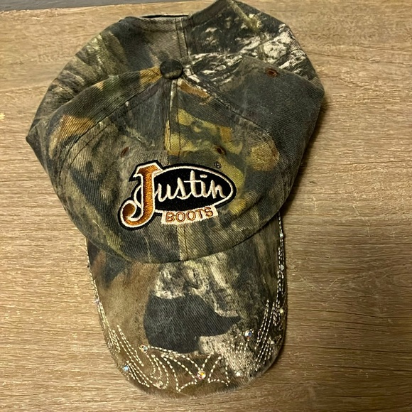 Justin Boots | Accessories | Baseball Hat Camo Justin Boots Rhinestone ...